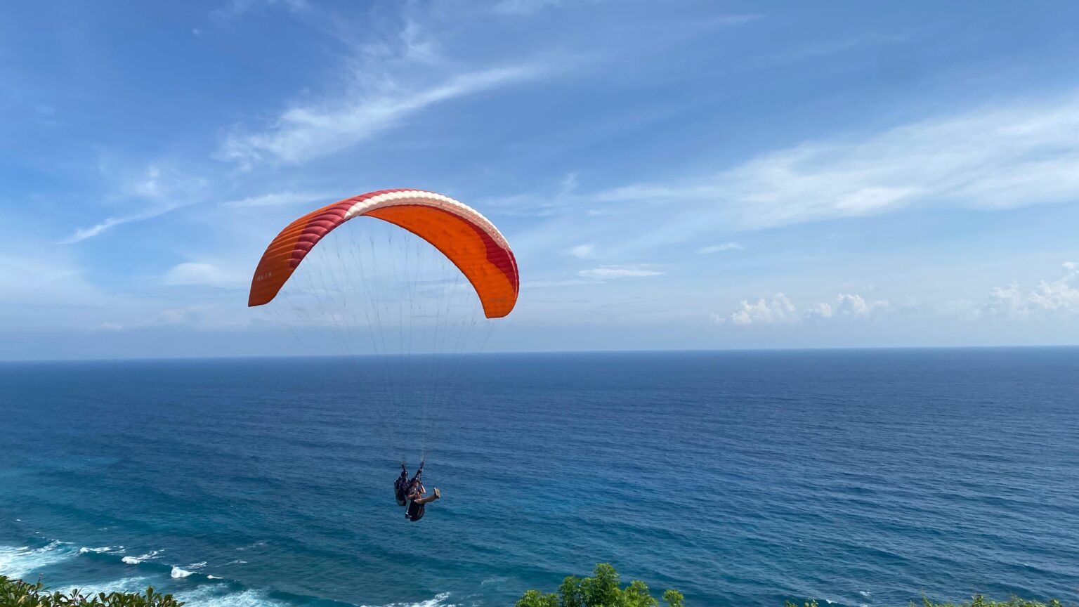 About - Bali Paragliding Tandem